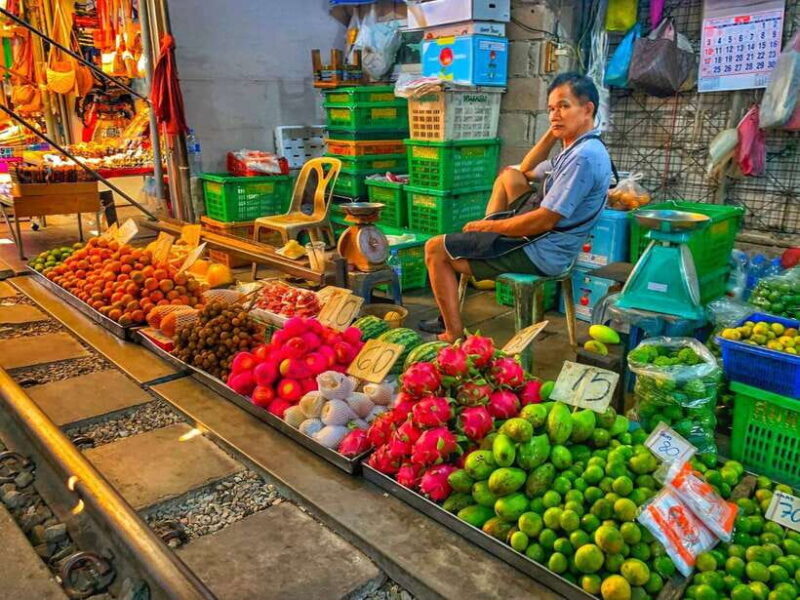 Bangkok: Damnoen Saduak and Mae Klong Train Markets - Authentic Experience or Tourist Trap?