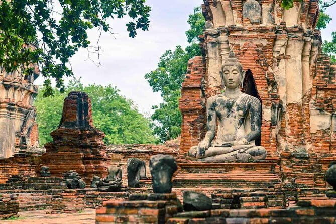 Bangkok Damnoen Saduak and Train Market Private excursion - Frequently Asked Questions
