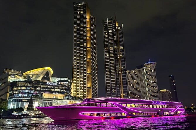 Bangkok Dinner Cruise: The Opulence Cruise International Food - Key Points