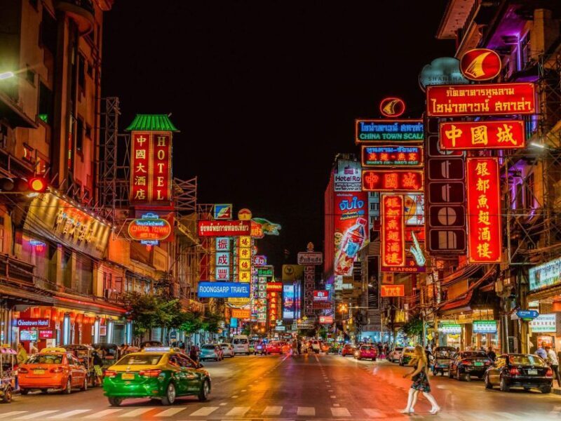Bangkok: Discover a Taste of Chinatown  2 Hr Walking Tour - Breaking Down the Itinerary