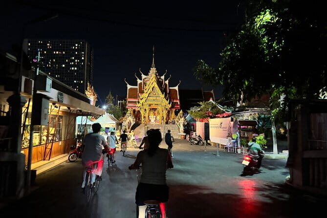 Bangkok: Discover Thonburi by Night: Evening City Bike Tour - Key Points