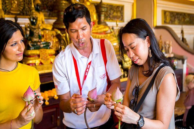 Bangkok Electric Tuk Tuk: Thonburi, Wang Lang & Food Tour - Who Will Love This Tour