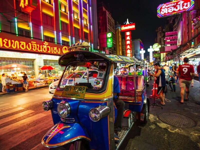 Bangkok: Evening Tour with Wat Arun, Wat Pho & Tuk Tuk Ride - Authenticity & Tour Quality