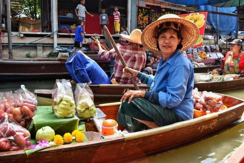 Bangkok: Famous Markets and Dragon Temple Guided Day Tour - A Closer Look at Each Stop