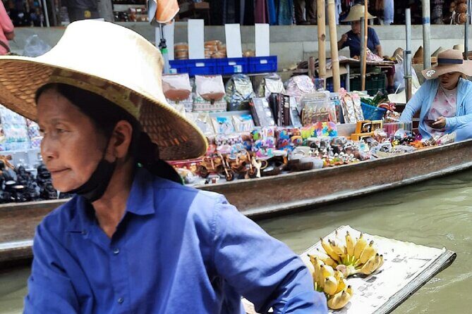 Bangkok: Floating Market and Train Tour with Guide in Spanish and English - FAQ