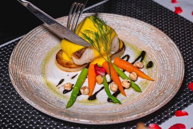 Bangkok: Giorgio's Riverside Royal Orchid Sheraton Hotel - What Makes Giorgios Riverside Stand Out?