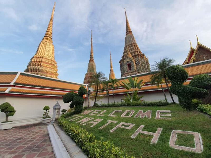Bangkok: Grand palace and Iconic temple Half-Day Private - Key Points