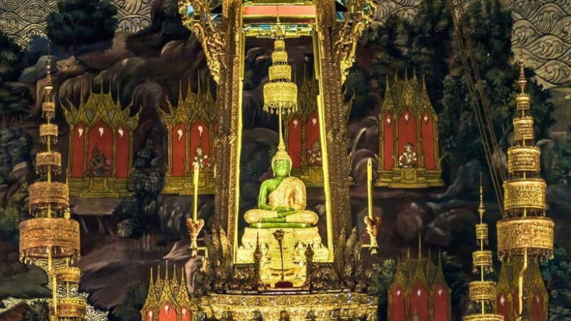 Bangkok: Grand Palace, Emerald Buddha, and Museum Siam Tour - Authentic Experiences and Unique Insights