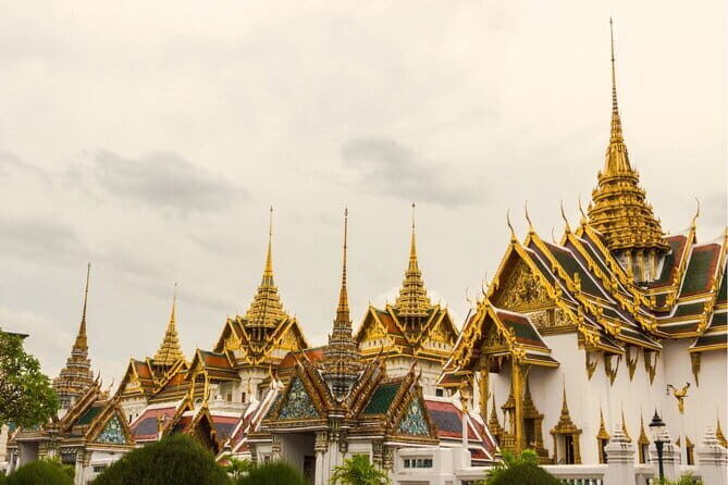 Bangkok Grand Palace & Emerald Buddha Flexible Entry with Audio - Key Points