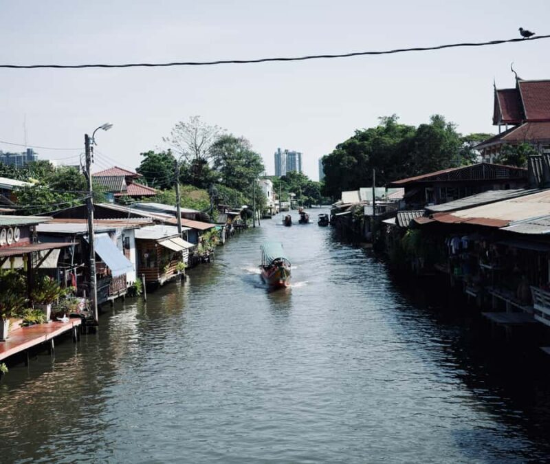 Bangkok: Grand Palace, Wat Arun, and Wat Pho Guided Tour - Key Points