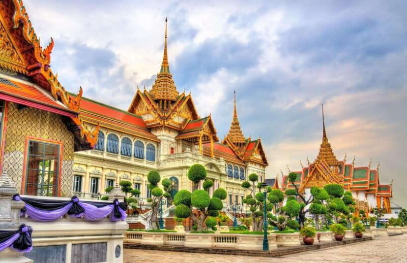 Bangkok: Grand Palace, Wat Pho, Wat Arun and Wat Sa Ket Tour - Frequently Asked Questions