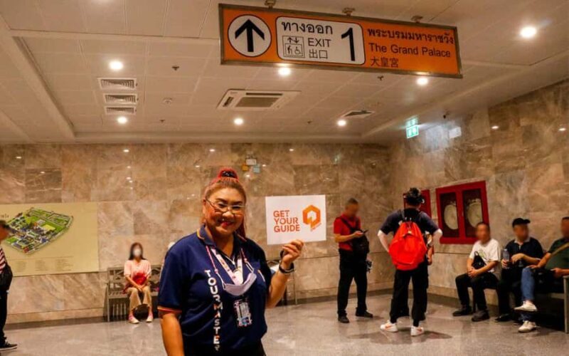 Bangkok: Grand Palace, Wat Pho, & Wat Arun Walking Tour - Who Should Consider This Tour?