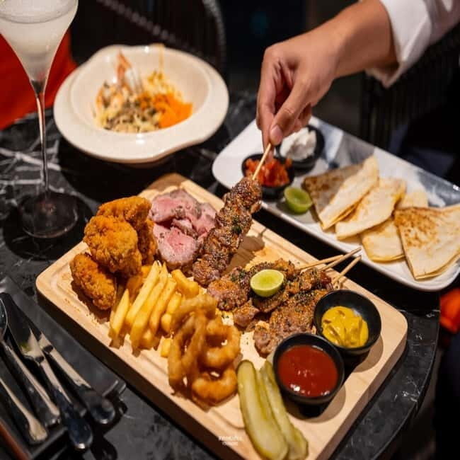 Bangkok: Gravity 87 Rooftop Lounge At Ramada Bangkok - Exploring Gravity 87 Rooftop Lounge: What to Expect