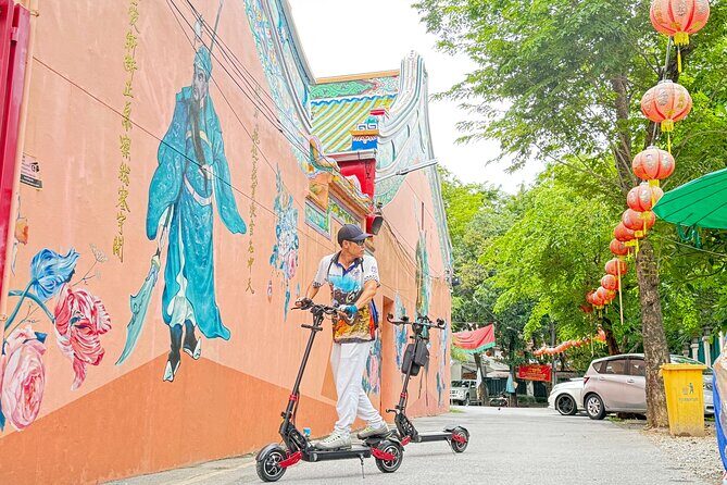 Bangkok: Guided E-Scooter Tour to Temples and Riverside - Introduction: A Unique Way to Discover Bangkok