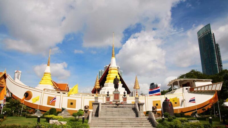 Bangkok: Half-Day Tuk Tuk Tour with Wat Yannawa & Chinatown - Introduction