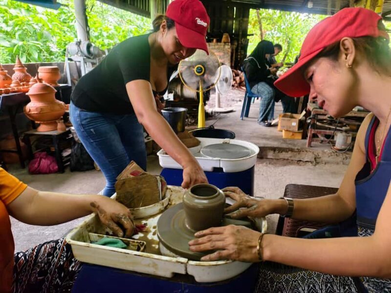 Bangkok: Ko Kret Island Guided Cultural And Bike Tour - Key Points