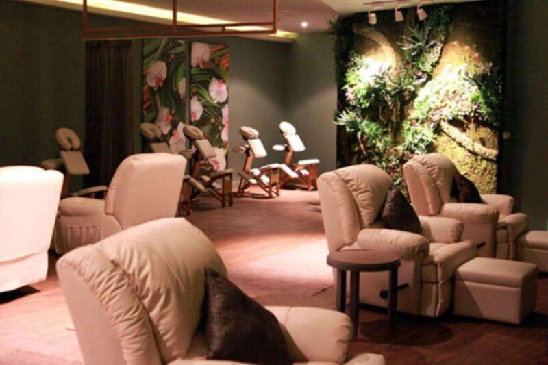 Bangkok: Let's Relax Spa Terminal 21 E-Voucher - Key Points