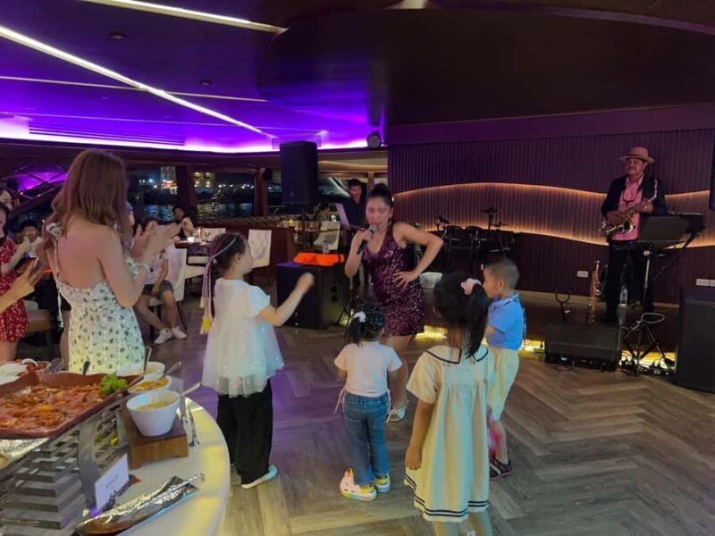 Bangkok: Luxury Dinner Cruise with Private Guide & Transfer - Who Is This Tour Best For?