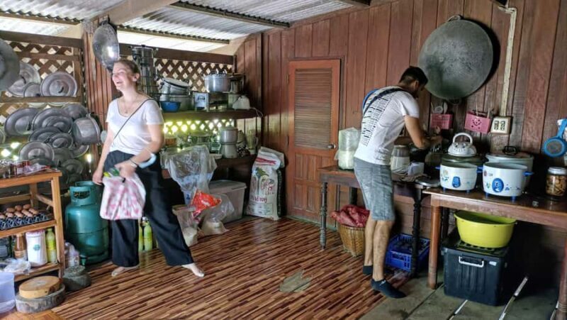 Bangkok: Maeklong Railway & Damnoen Saduak Floating Markets - Authentic, Fun, and Fully Immersive — Who Should Take This Tour?