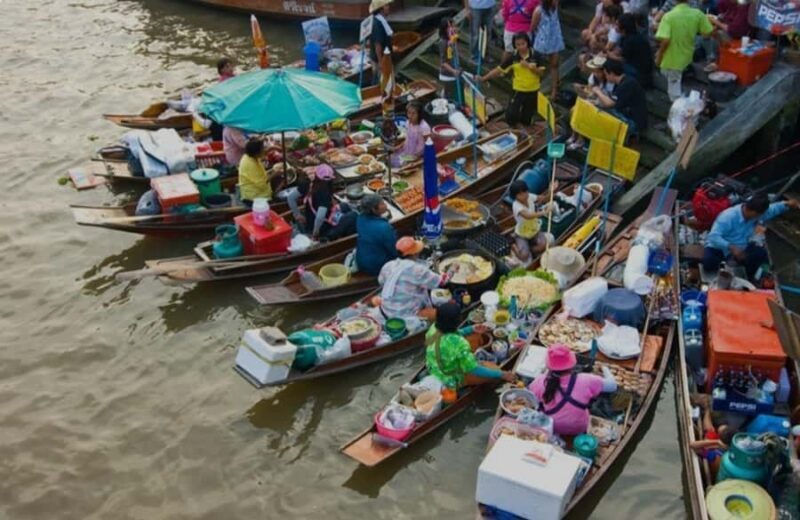 Bangkok: Maeklong Railway Market&Damnoensaduak-private tour - A Closer Look at the Tour Experience