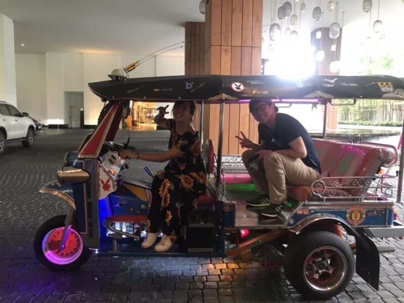 Bangkok: Michelin Guide Street Food Tour by Tuk Tuk - Practical Details: What to Expect and Consider