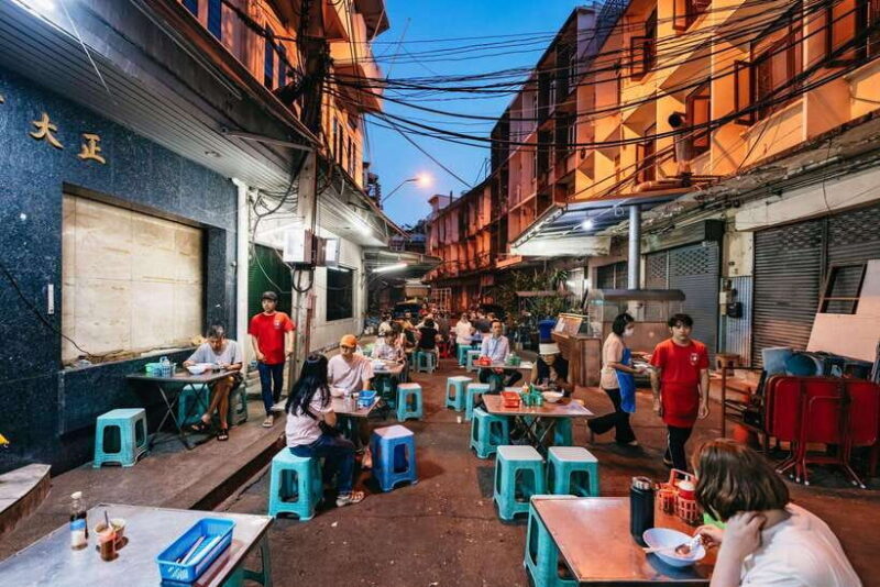 Bangkok: Michelin Guide Street Food Tour by Tuk Tuk - Why This Tour Works for Different Travelers