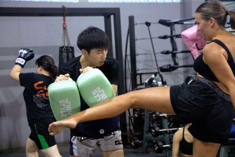 Bangkok: Muay Thai Boxing Introduction Class for Beginners - Detailed Breakdown of the Itinerary