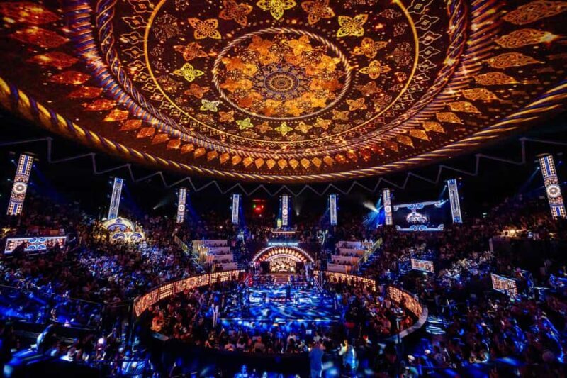 Bangkok: Muay Thai Boxing Tickets at Rajadamnern Stadium - The Audience and Cultural Vibe