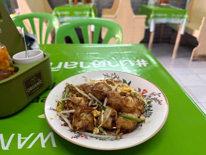 Bangkok: Nang Lerng Market 14+ Food Tour with Riverboat - A Closer Look at the Experience