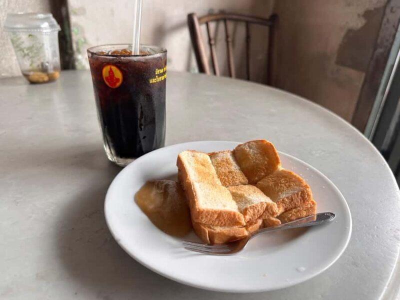 Bangkok: Nang Lerng Market 14+ Food Tour with Riverboat - Who Will Love This Tour?