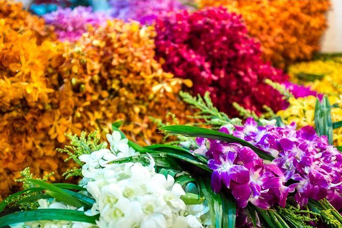 Bangkok: Night Bike Tour with Temples & Flower Market Visit - Final Thoughts: Who Will Enjoy This Tour?