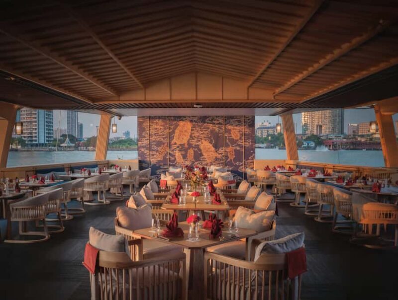 Bangkok: Okura Cruise - Luxury Japanese Dinner Cruise - The Experience of the Okura Cruise