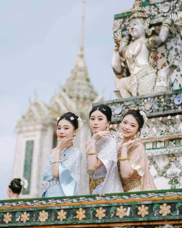 Bangkok: One Day Thai Costume Rental For Three Girls - Practical Considerations and Tips