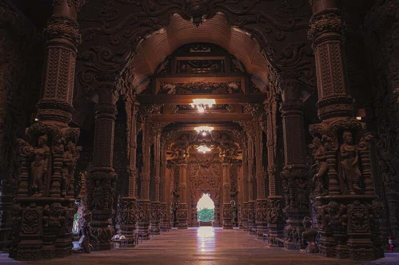 Bangkok & Pattaya Pickup: Evening Sanctuary & Alcazar Show - The Sum Up: Who Will Love This Tour?