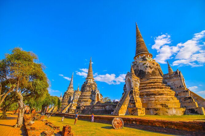 Bangkok Private Car: Ayutthaya Mahathat, Wat Chai & Market (8h) - A Deep Dive into the Experience