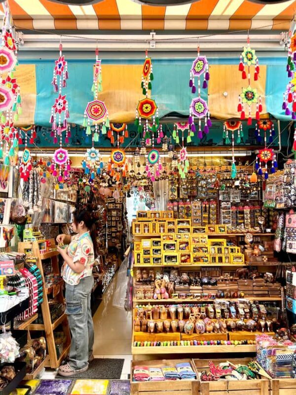 Bangkok: Private Railway & Floating Market with Paddle Boat - FAQ