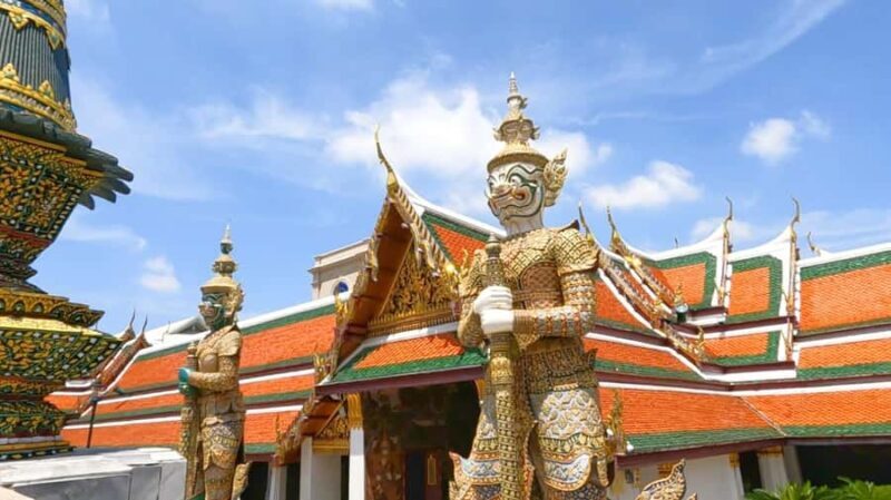 Bangkok: Private Temple City Grand Palace, Wat Pho, Wat Arun - Starting with Comfort and Convenience