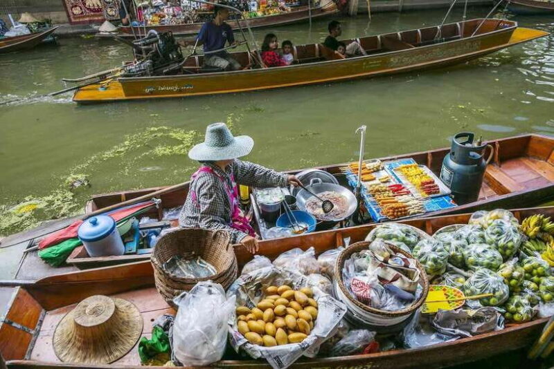 Bangkok: Railway and Floating Market Tour with Dragon Temple - A Closer Look at the Itinerary and Highlights