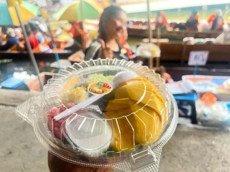 Bangkok: Railway Market, Floating Market, and Boat Tour - Key Points