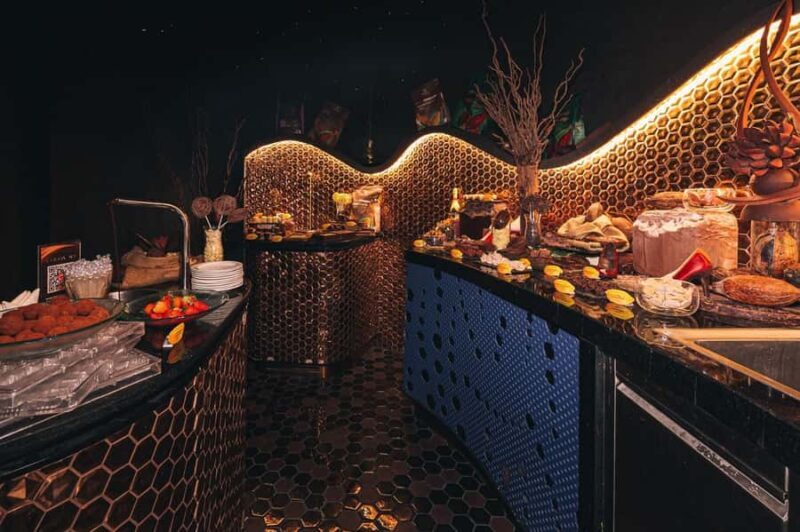 Bangkok: Red Sky 57th Floor COCOA XO Bar - The Value of the Experience