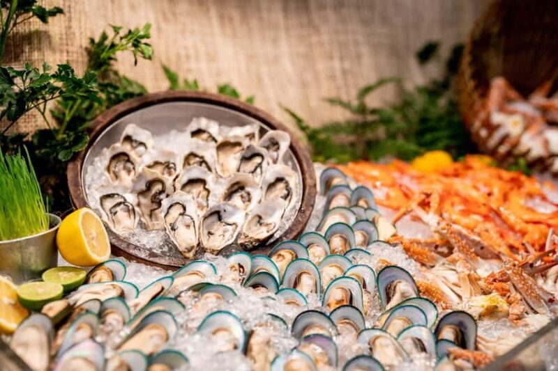 Bangkok: Sala Lakorn Dinner Buffet & Thai Theatrical Show - Who Will Love This?