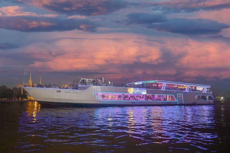 Bangkok: Smile Riverside Dinner Cruise - The Value Proposition