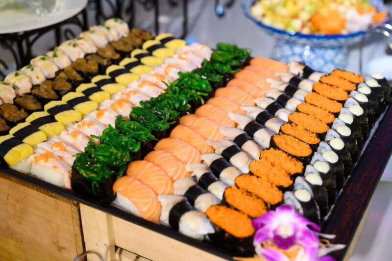 Bangkok: Smile Riverside Dinner Cruise - Who Should Consider This Experience?