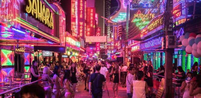 Bangkok: Soi Cowboy, Nana, Soi 11, Rooftops, Clubs & Go Go's - Who Will Love This Tour?