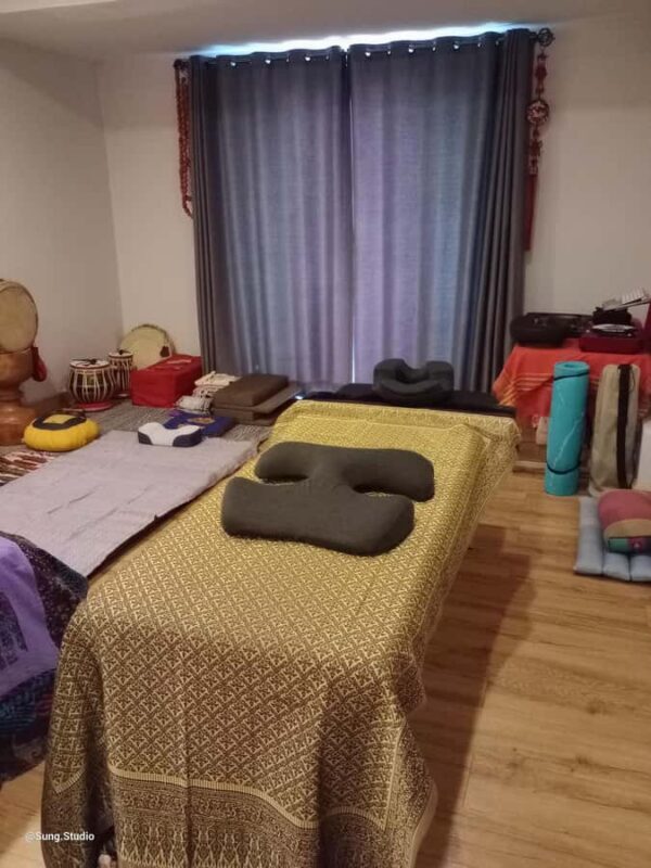 Bangkok: Sound Healing, Bodywork, and Tarot Session - Who Will Love This?