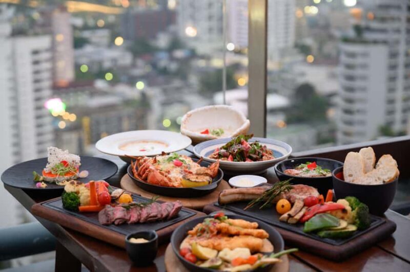 Bangkok: Spectrum Rooftop at Hyatt Regency Sukhumvit - An Elegant Escape with a View