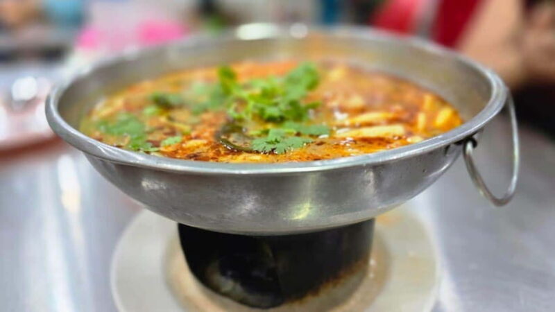 Bangkok: Street Food Tasting Tour at Night - Considerations and Tips