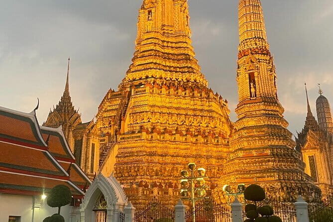 Bangkok : Sunset Food tour by Tuk Tuk boat with big Buddha view - A Practical Guide to the Bangkok Sunset Food Tour