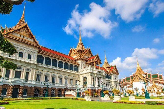 Bangkok Temple & City Tour with Royal Grand Palace & Lunch - FAQ