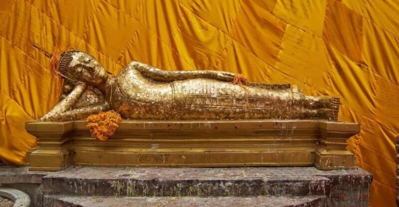 Bangkok: Temple Tour (Golden Buddha + Mini Reclining Buddha) - Transportation, Group Sizes, and Practicalities